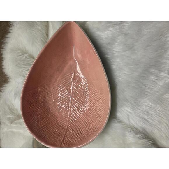 Dining | Red Wing Pink Mcm Usa Pottery Feathershaped Centerpiece Bowl ...